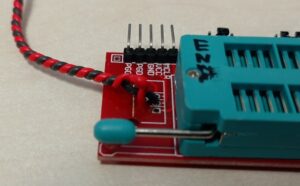 【PIC】開発環境整備：MPLABで作成したプログラムをPICKIT3で書き込む方法を紹介する - TRY-AND-ERROR-AND-TRY